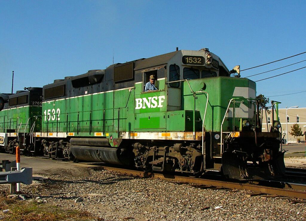 BNSF 1532